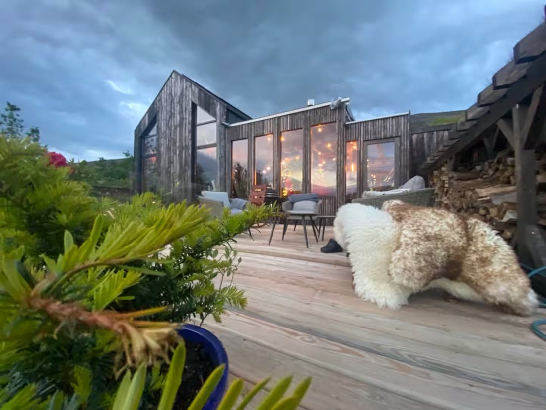 A Handcrafted Icelandic Sanctuary With Geothermal Spa In Kjósarhreppur ...