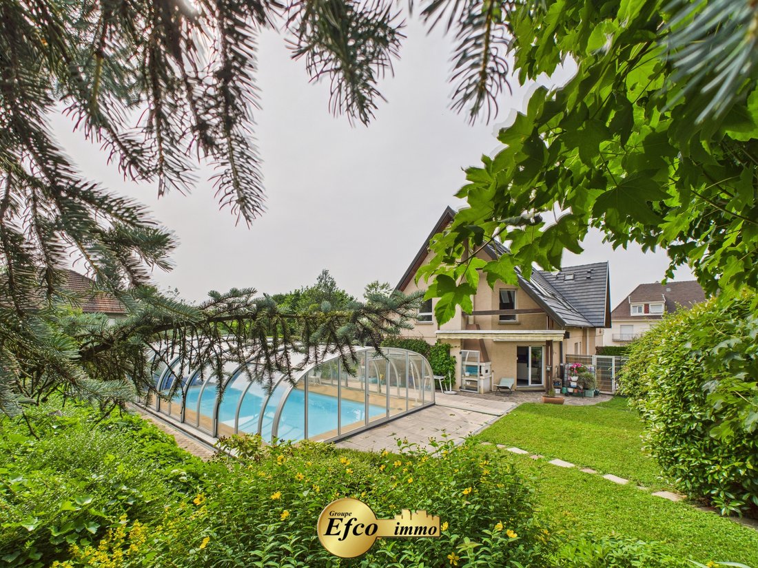 Mulhouse, Rebberg De Dornach Magnificent 7 Room In Mulhouse, Grand Est ...