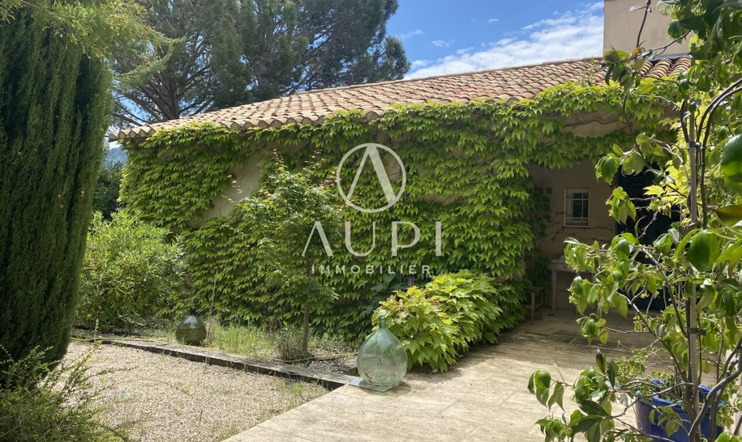 Detail | Aupi In Saint Rémy De Provence, Provence Alpes Côte D'azur ...