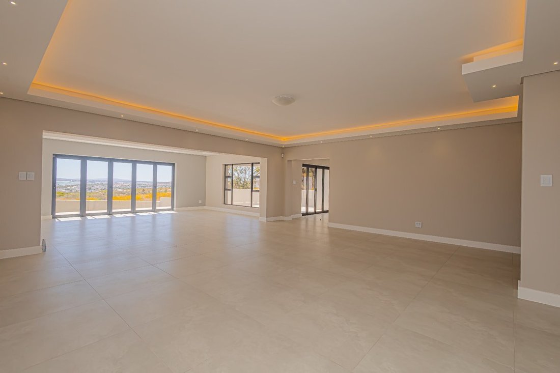 Luxury Myburgh Park Home | Prime In Langebaan, Western Cape, South ...