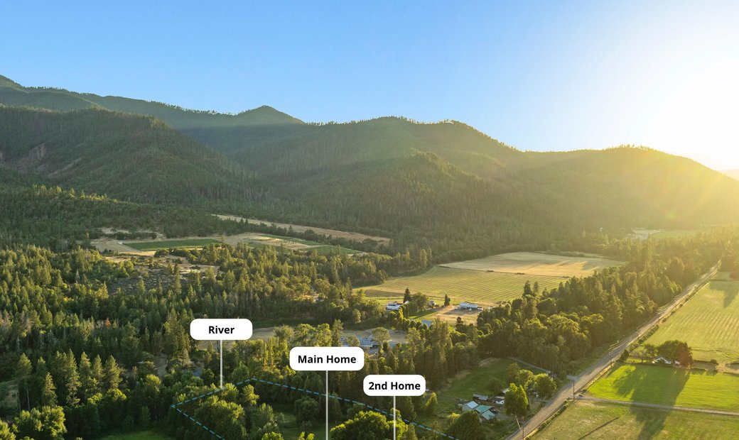 Park Like Retreat Along The Applegate River In Applegate, Oregon ...
