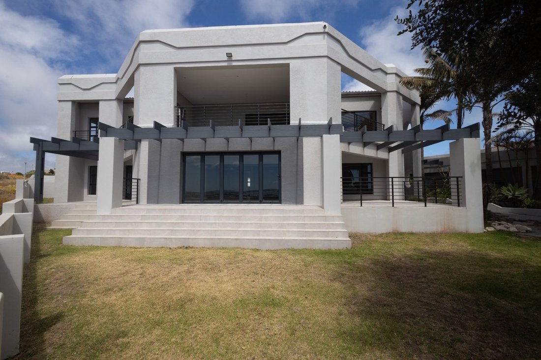 Luxury Myburgh Park Home | Prime In Langebaan, Western Cape, South ...