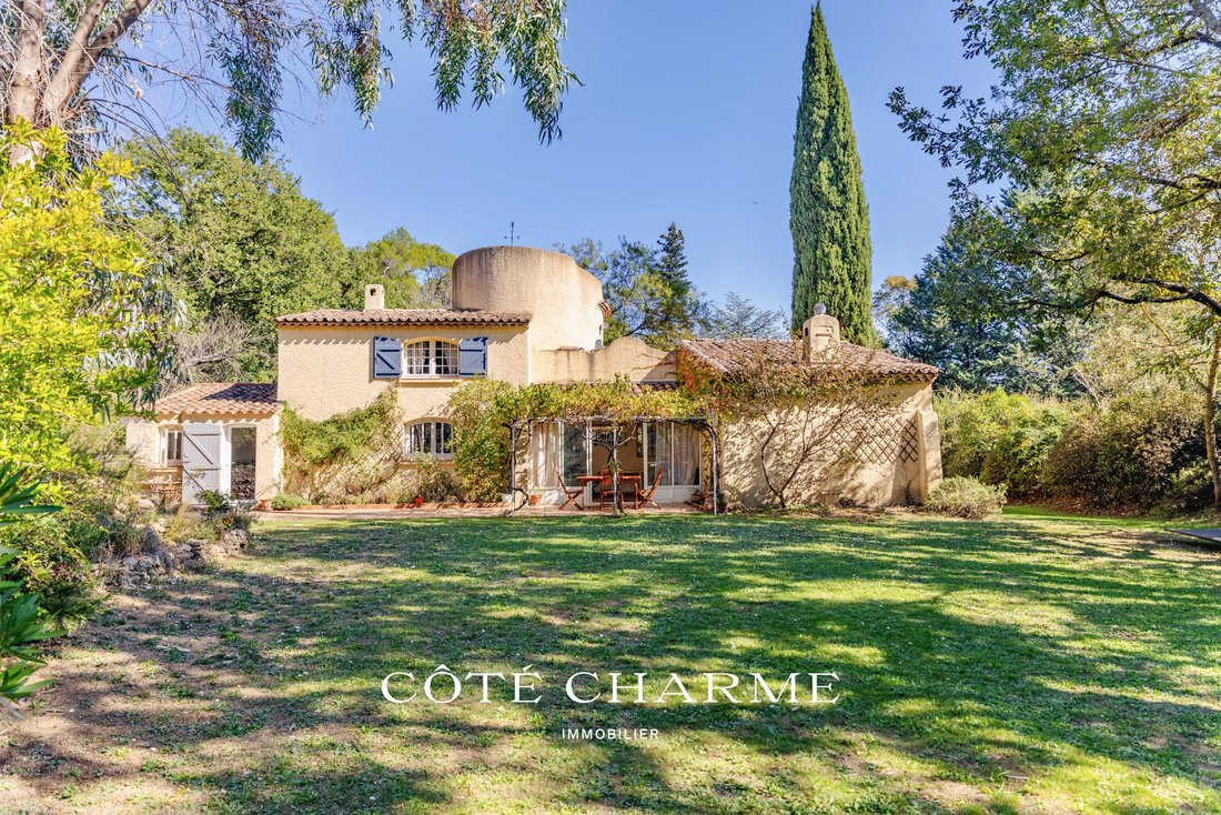 Charming Provençal Villa 212 M² In Garéoult, Provence Alpes Côte D'azur ...