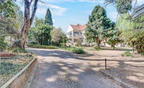 Luxury houses for sale in Saxonwold, Johannesburg, Gauteng, South ...