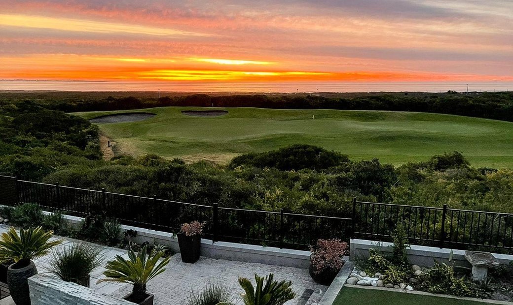 Prime Position, Panoramic Views, In Cape Town, Western Cape, South ...