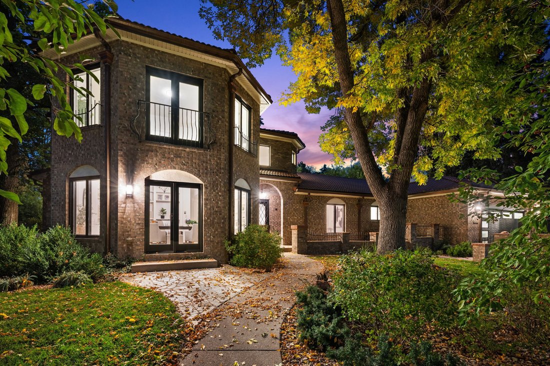 Strawberry Hill In Denver, Colorado, United States For Sale (16480718)