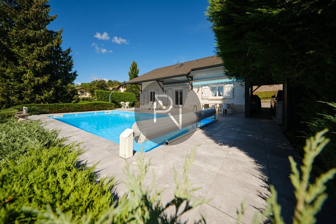 For Sale: House In Saint Martin In Fillière, Auvergne Rhône Alpes ...