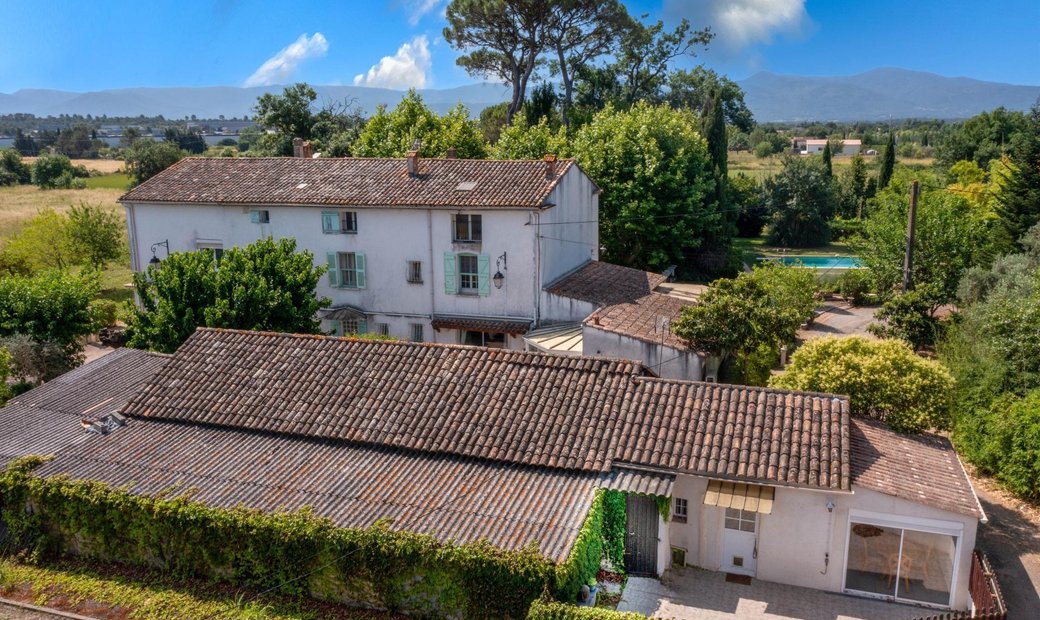 Bastide Provençale De 335 M² Avec In Le Luc, Provence Alpes Côte D'azur ...