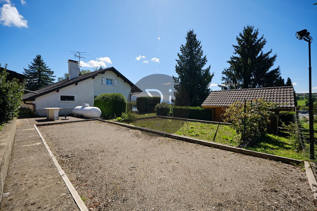 For Sale: House In Saint Martin In Fillière, Auvergne Rhône Alpes ...