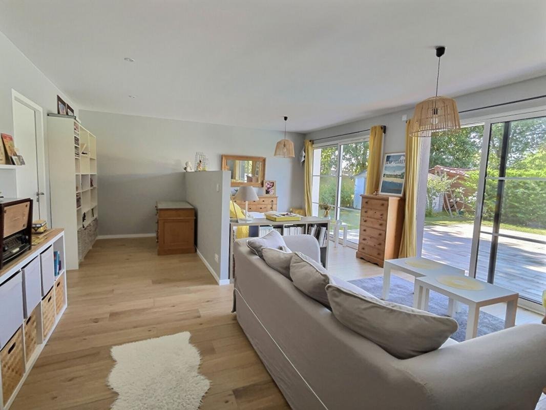 Carcans House 6 Room(s) 156 M2 In Carcans, Nouvelle Aquitaine, France ...