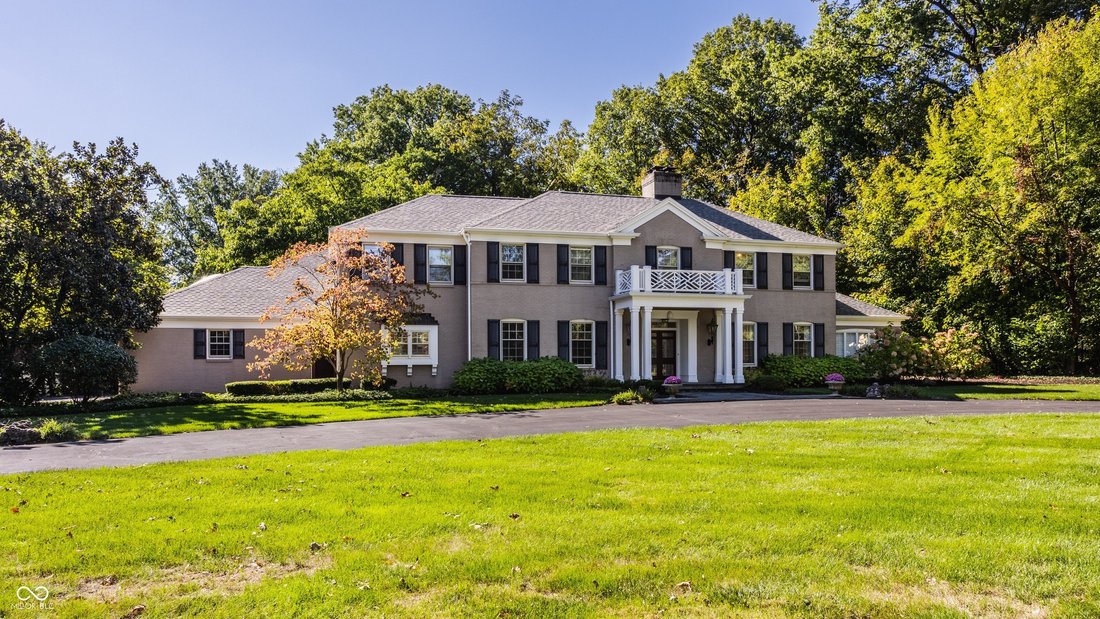 Zeitloses Anwesen Am In Washington Township, Indiana, Vereinigte ...