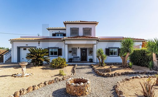 Luxury townhouses for sale in Sao Bartolomeu de Messines, Algarve ...