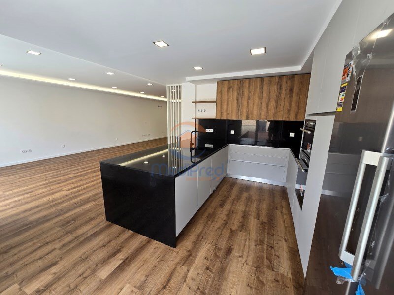 House 6 Bedrooms Sale Odivelas In Pontinha E Famoes, Lisbon, Portugal ...
