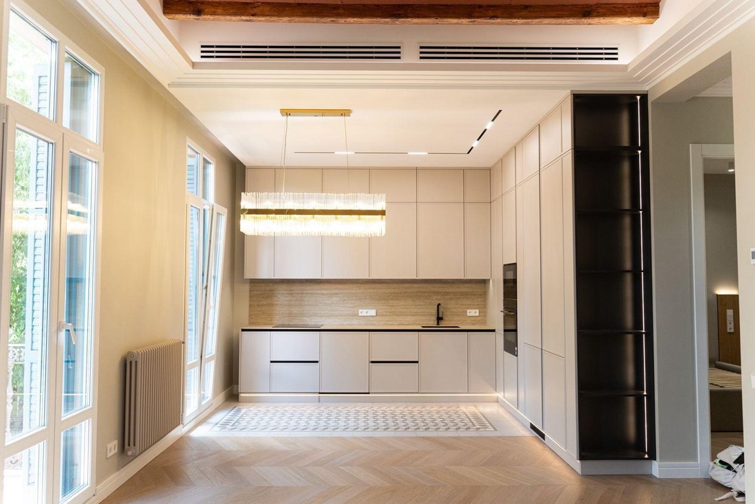 Exclusive Apartment With Luxury Renovation At In Eixample, Barcelona ...