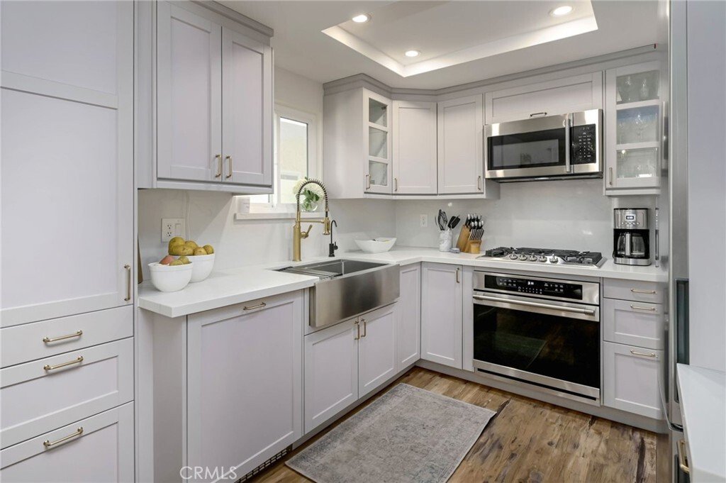 Designer Küche Mit In Costa Mesa, Kalifornien, Vereinigte Staaten Zu ...