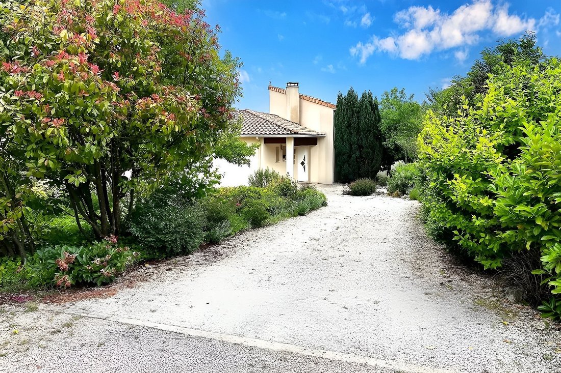 Superbe Maison D'architecte De 318 Dans Montembœuf, Nouvelle Aquitaine ...