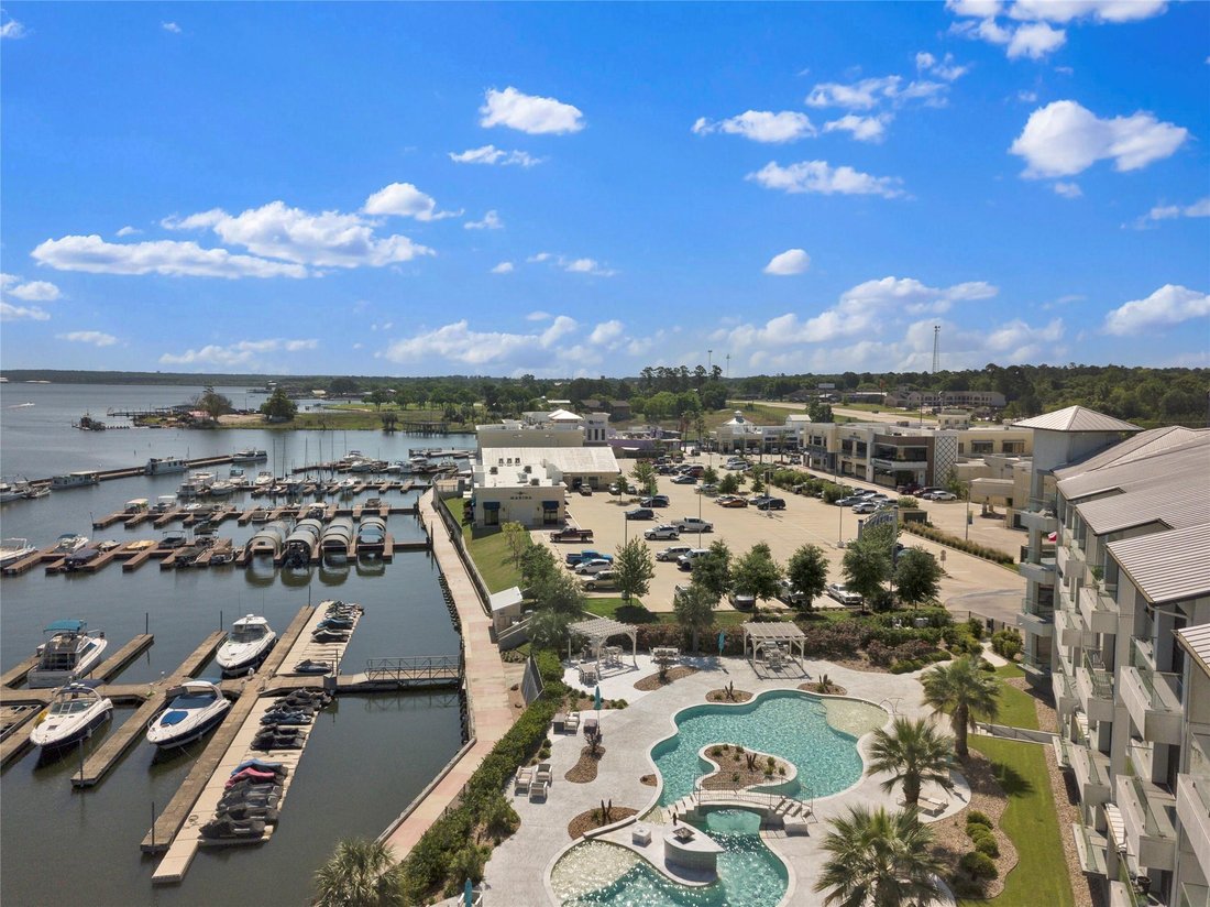 Condominium In Conroe En Conroe, Texas, Estados Unidos En Venta (16508084)