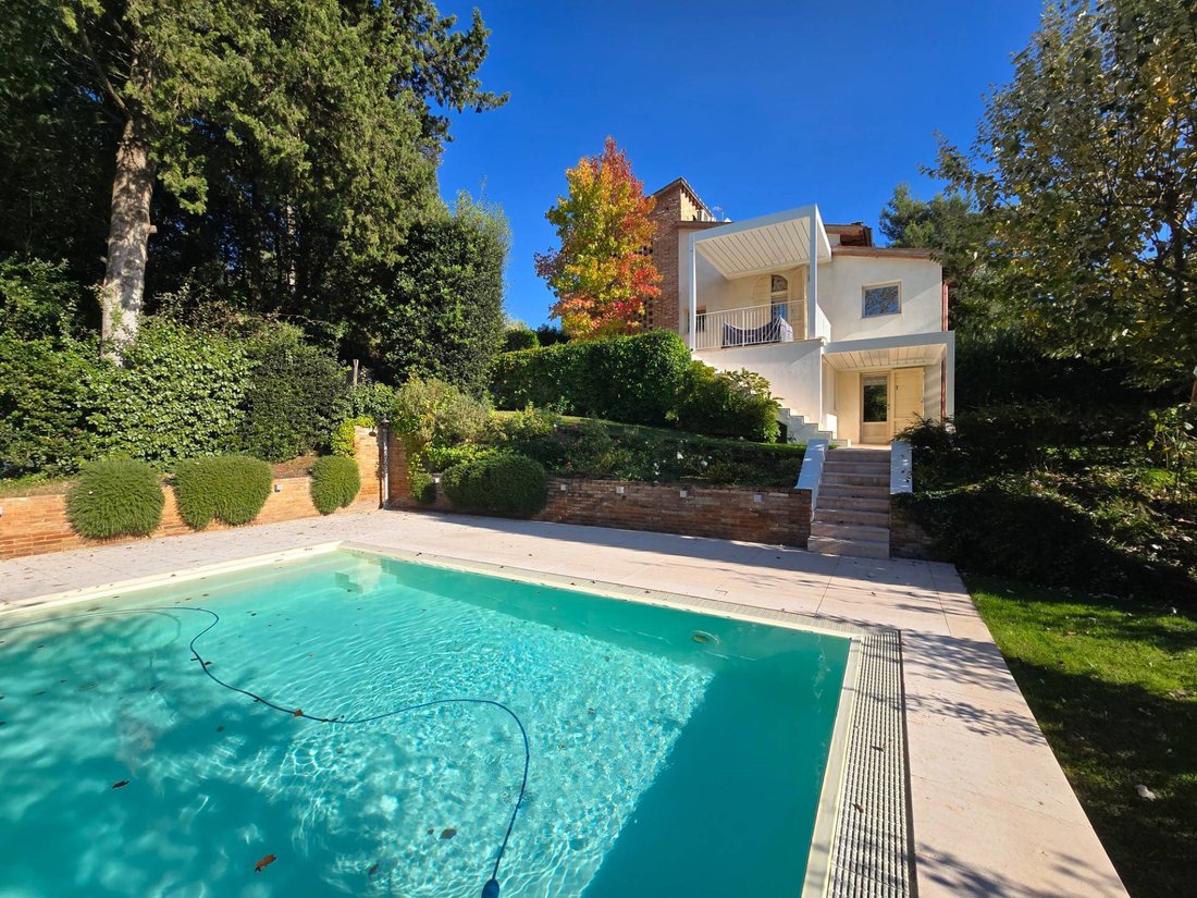 Bellissima Villetta In Marti, Montopoli In Val D'arno, Tuscany, Italy ...