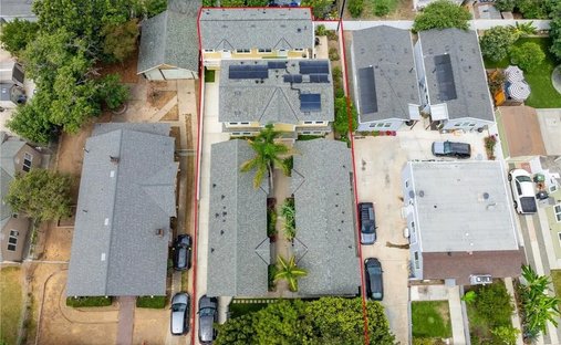 Listings by Johnny Chang Broker - United States | JamesEdition