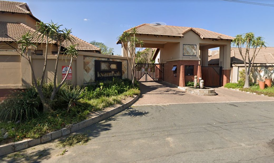 Stylish Family Living Home In Kyambali Estate In Midrand, South Africa ...