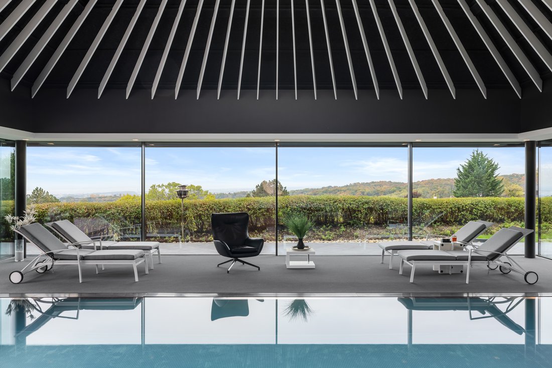Exceptional Property With Indoor Pool And View Of In Givrins, Vaud ...