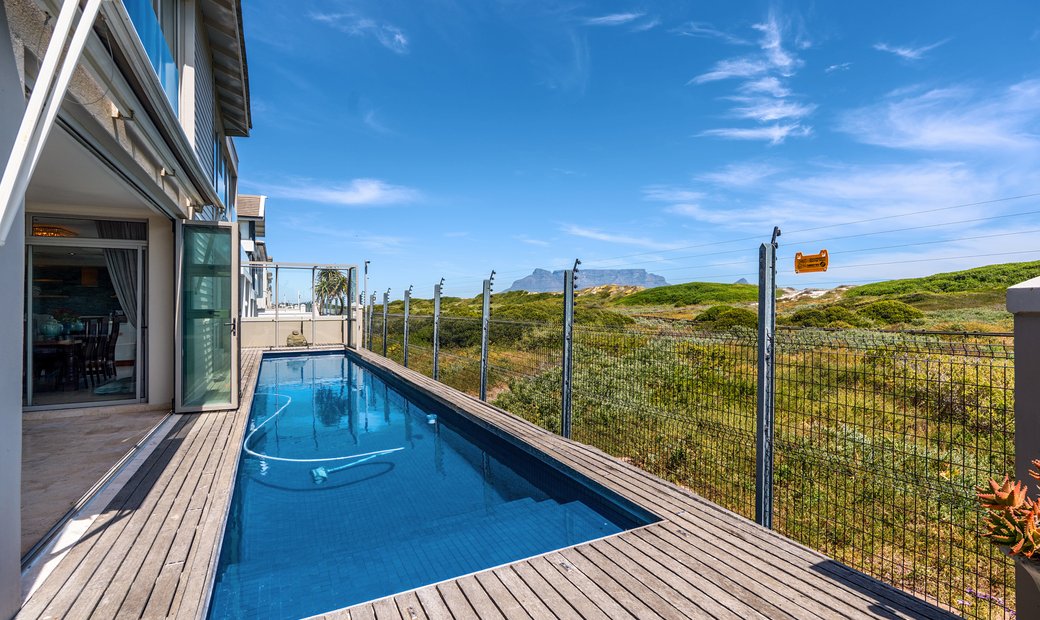 23 Village Crescent In Cape Town, Western Cape, South Africa For Sale ...