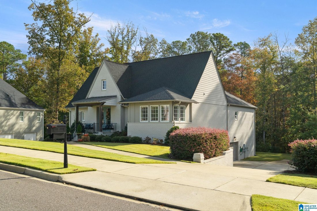 Wohnhaus Hoover In Hoover, Alabama, Vereinigte Staaten Zu Verkaufen ...