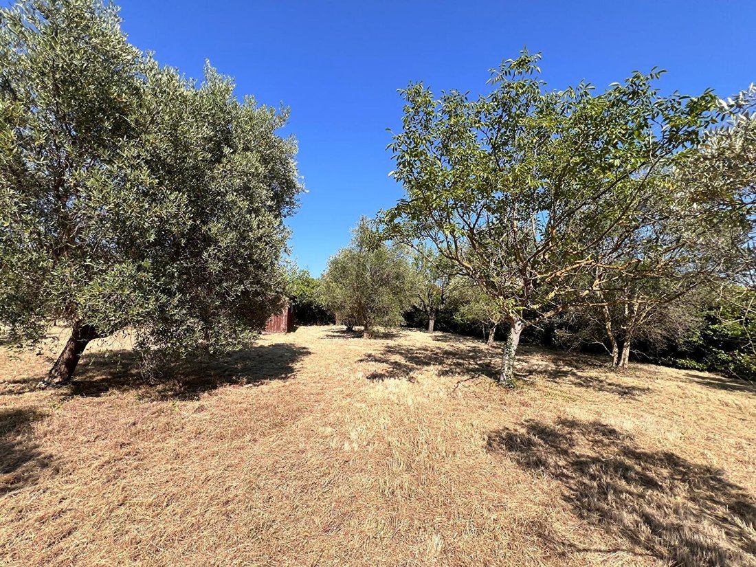 Land In Paradou, Provence Alpes Côte D'azur, France For Sale (16536515)