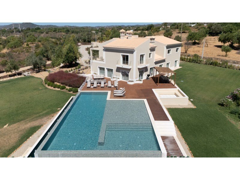 New Luxury Villa 4 Bedrooms 1.7ha Plot Estoi In Estoi, Algarve, Portugal For Sale (16537215)