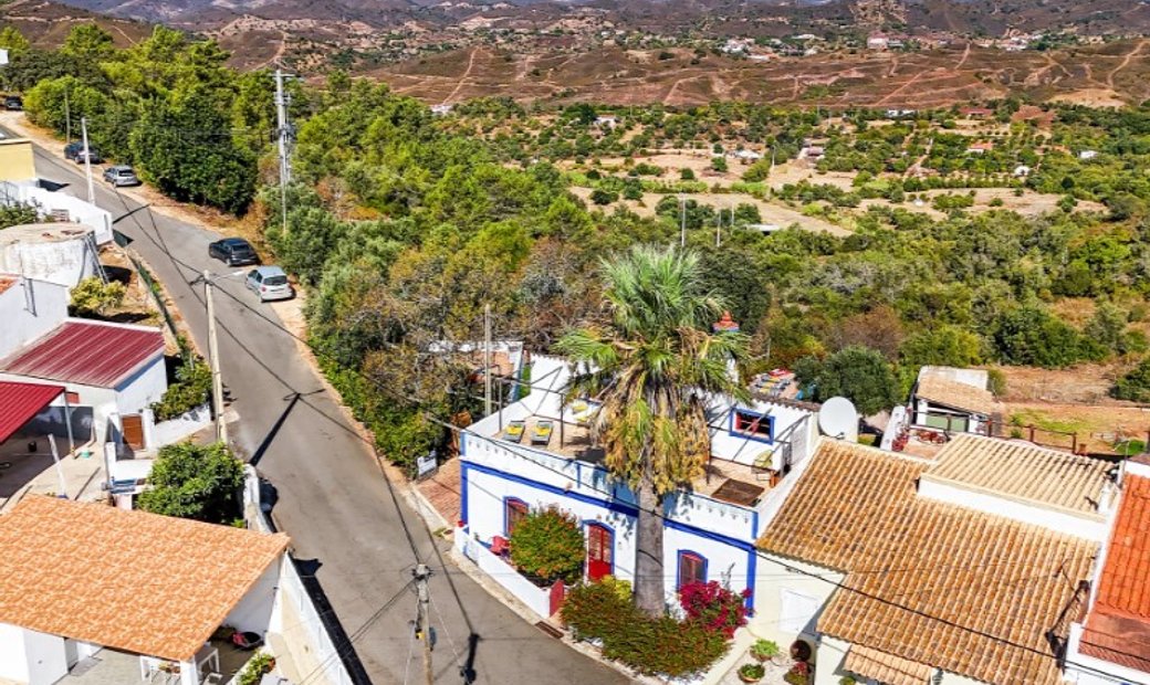 Charmante Maison De Campagne Dans São Bartolomeu De Messines, Algarve ...