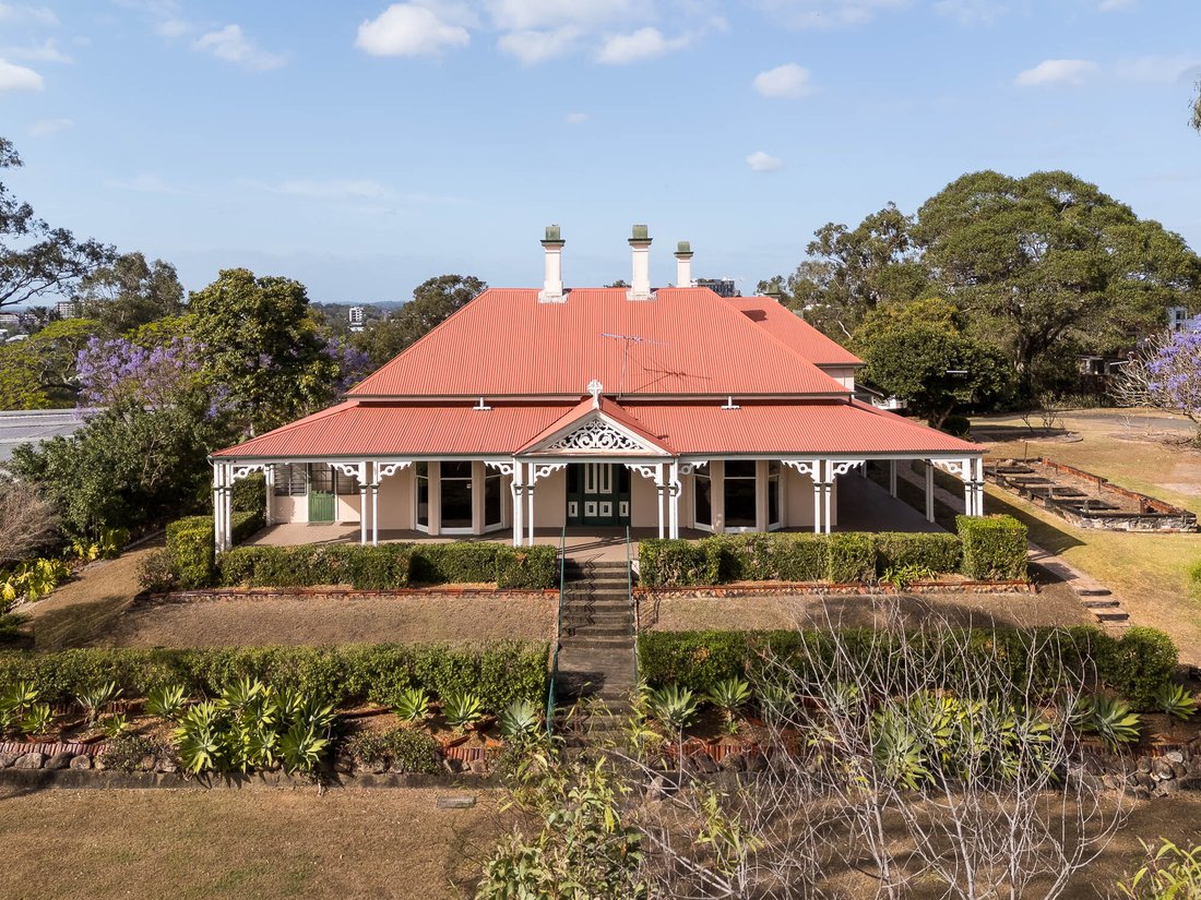 An Iconic Estate With Elevated Views, Rich In In Toowong, Queensland ...