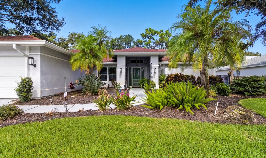 Charming 3 Br Arthur Rutenberg Pool Home In In Sarasota, Florida ...