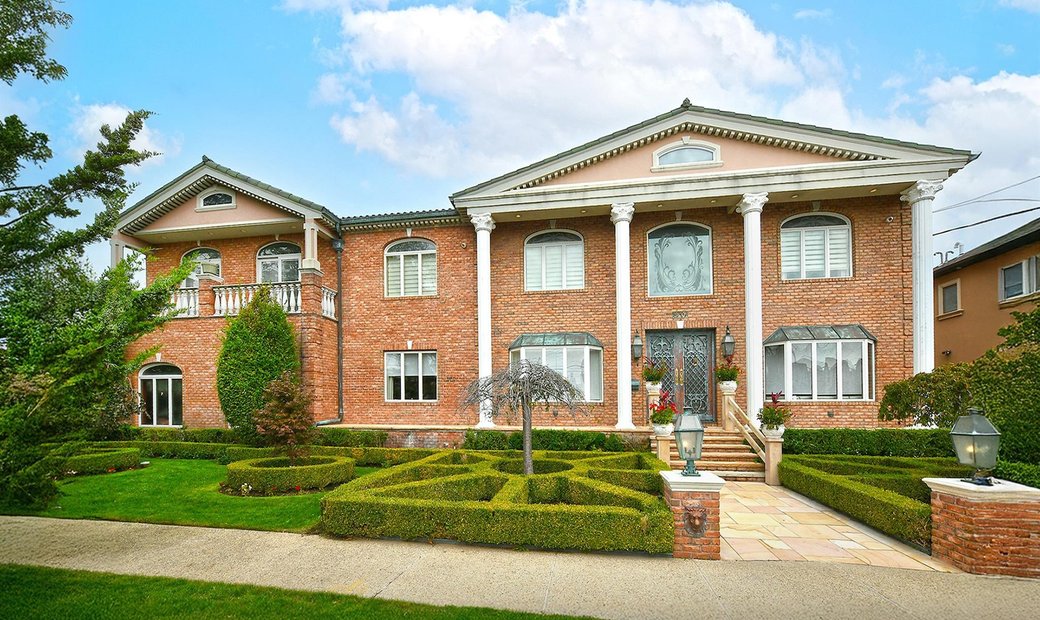 87 07 158th Avenue Howard Beach, New In New York, New York, United ...