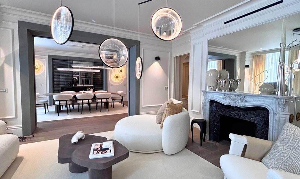 Prestigious Luxury Apartment Steps From Piazza In Florence, Tuscany ...