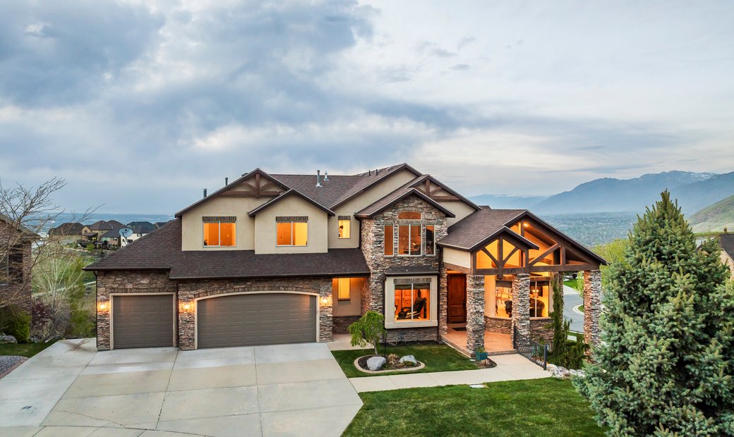 Stunning Custom 2 Story Home With Views And Full In Draper, Utah ...