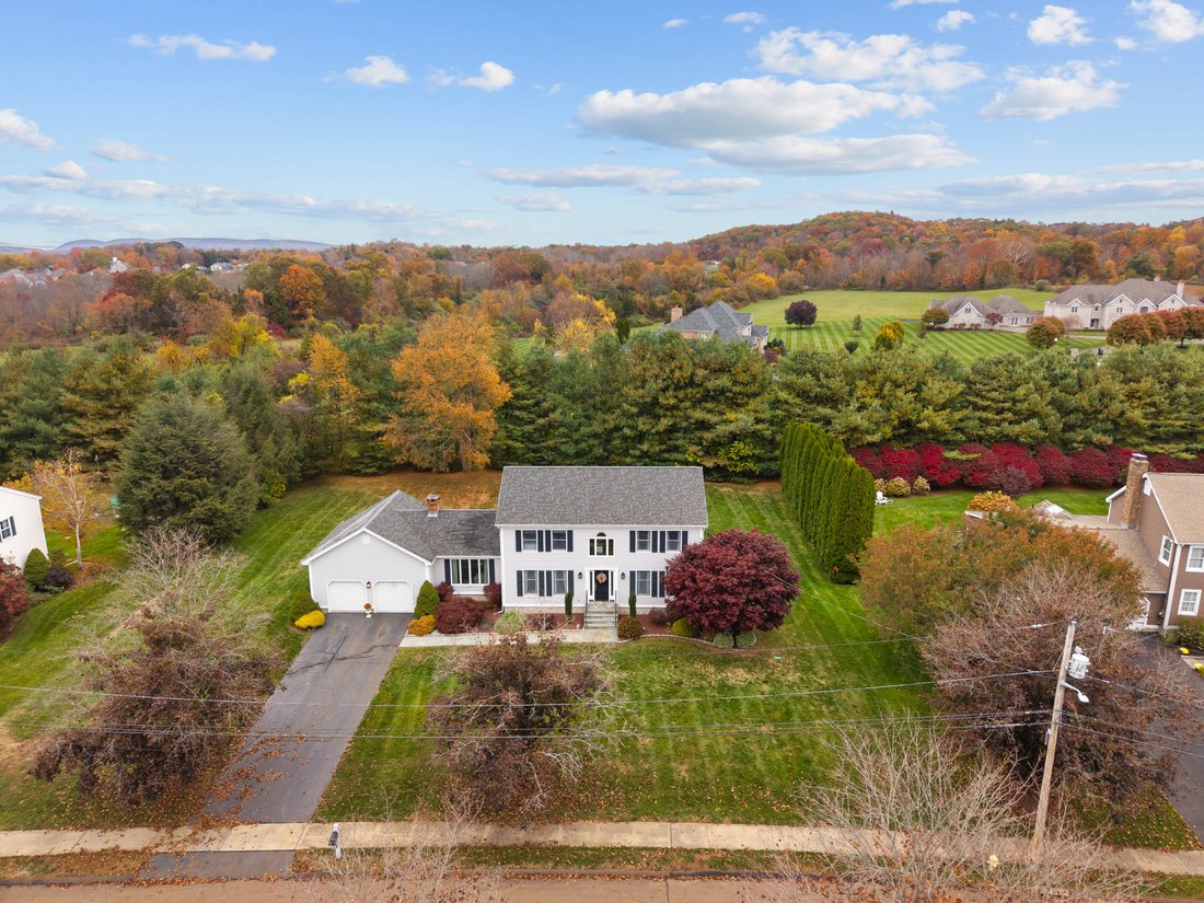 32 Justine Drive In North Haven, Connecticut, Vereinigte Staaten Zu ...
