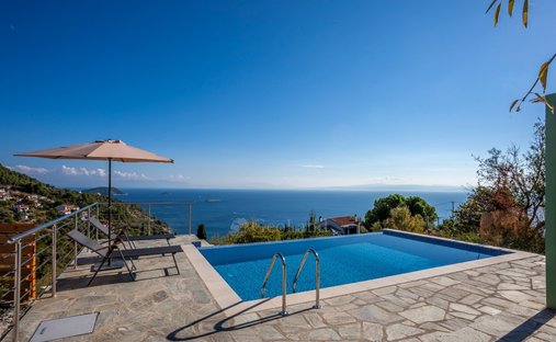 Luxury villas with sauna for sale in Skopelos, Thessaly and Central ...