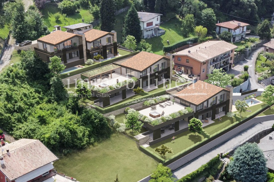 Residence 'San Zeno Homes' First Floor With In San Zeno Di Montagna ...