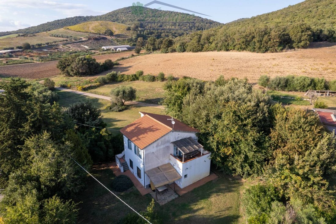 Independent Farmhouse With Garden Pescia Fiorentina Capalbio In ...