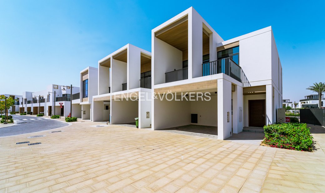 Key In Hand | Park Facing | Close To In Dubai, Dubai, United Arab ...
