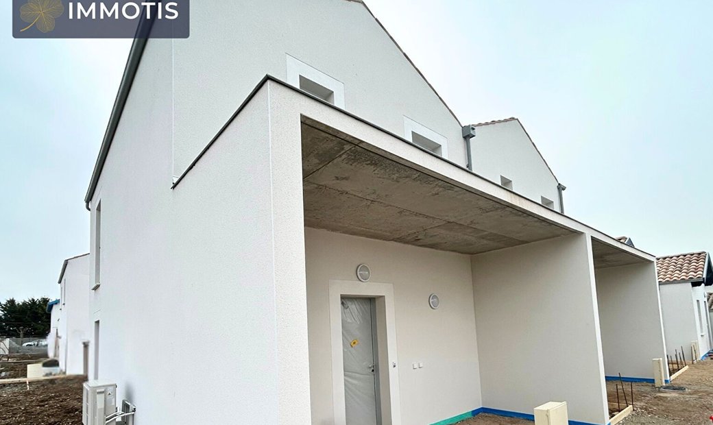 Fouras "Le Clos Des Lys" Lot 7 T5 In Fouras, France For Sale (16497638)