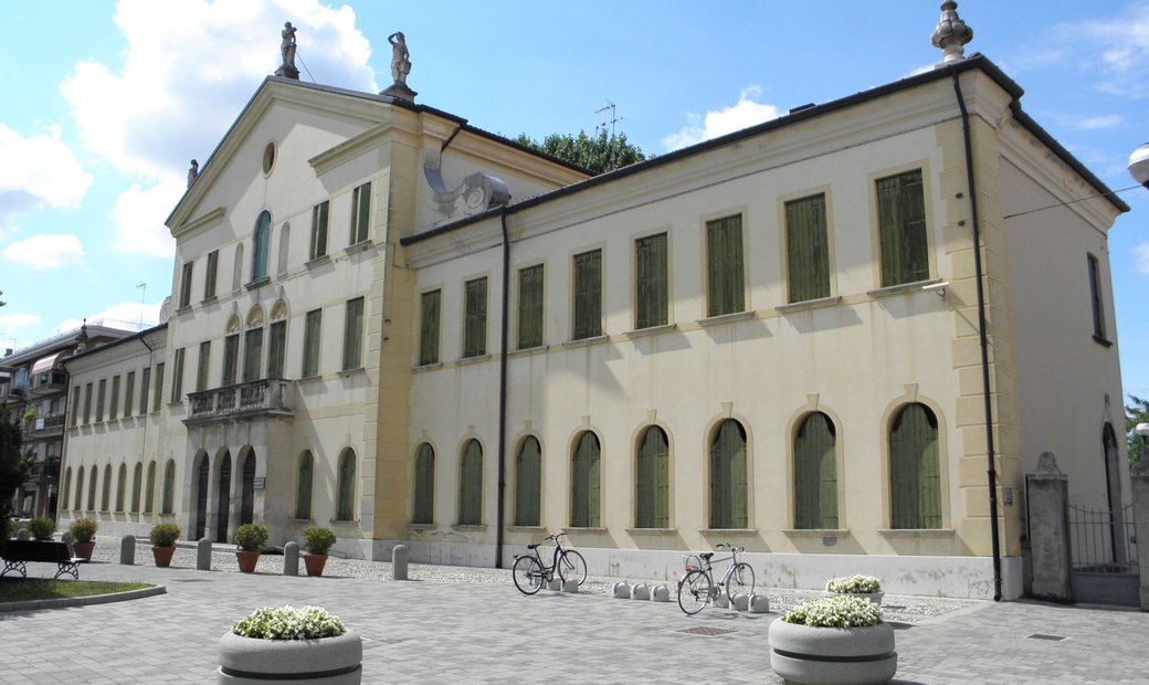 Two Residential Units Villa In Favaro Veneto In Venice, Veneto, Italy ...