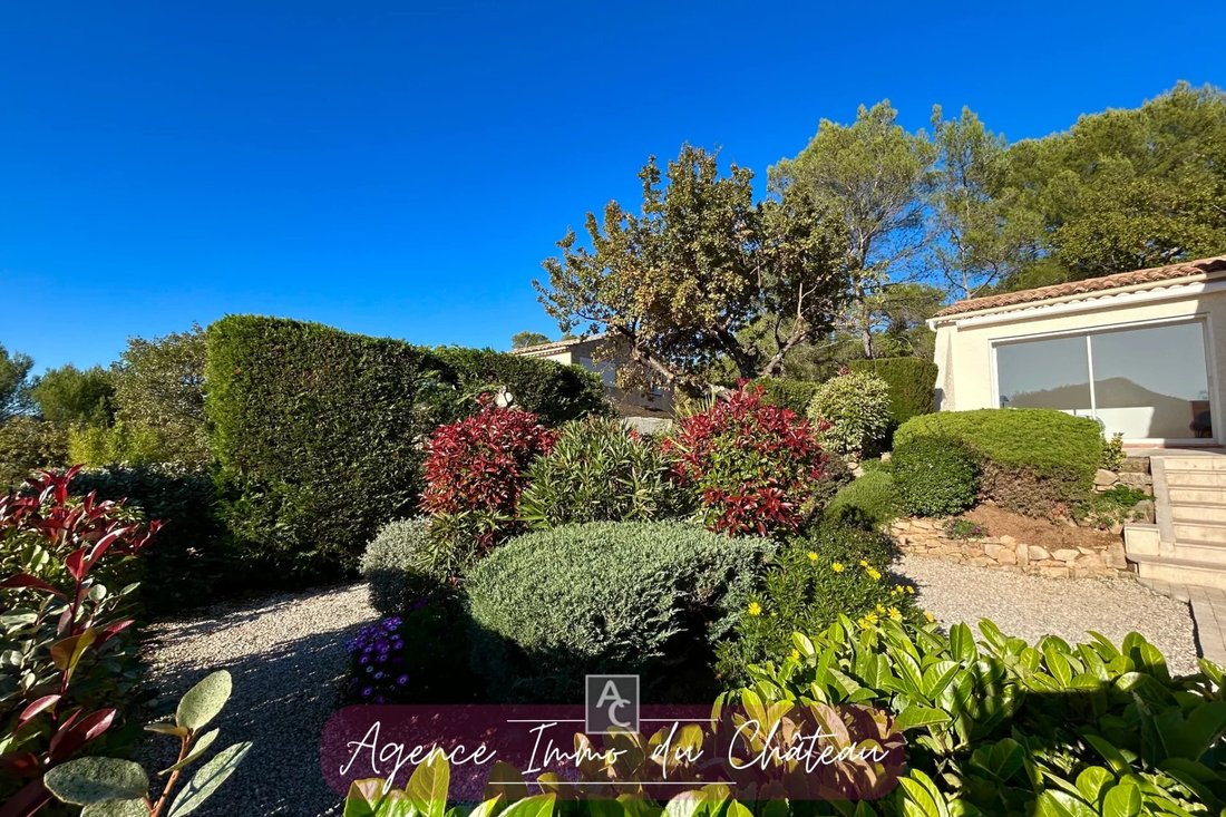 Rocbaron Villa In Rocbaron, Provence Alpes Côte D'azur, France For Sale ...