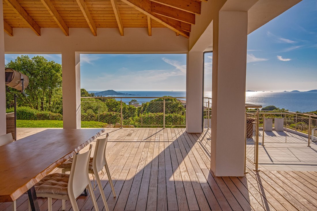 Immobilien Zum Verkauf In Agosta Beach In Albitreccia, Korsika ...