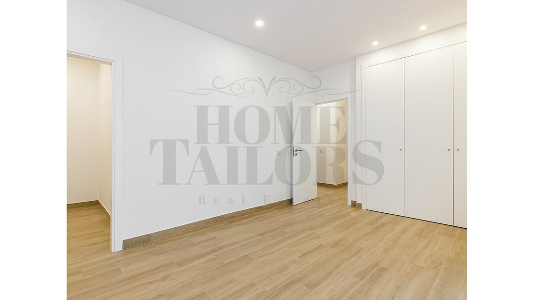 House 3 Bedrooms +1 | Two Minutes In Caparica E Trafaria, Setubal ...