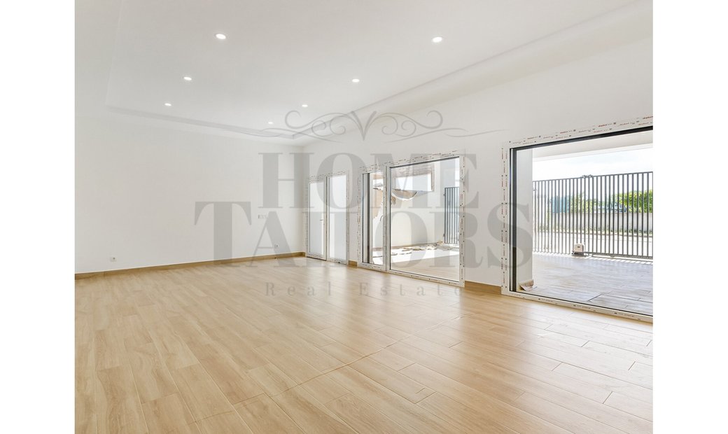 House 3 Bedrooms +1 | Two Minutes In Caparica E Trafaria, Setubal ...