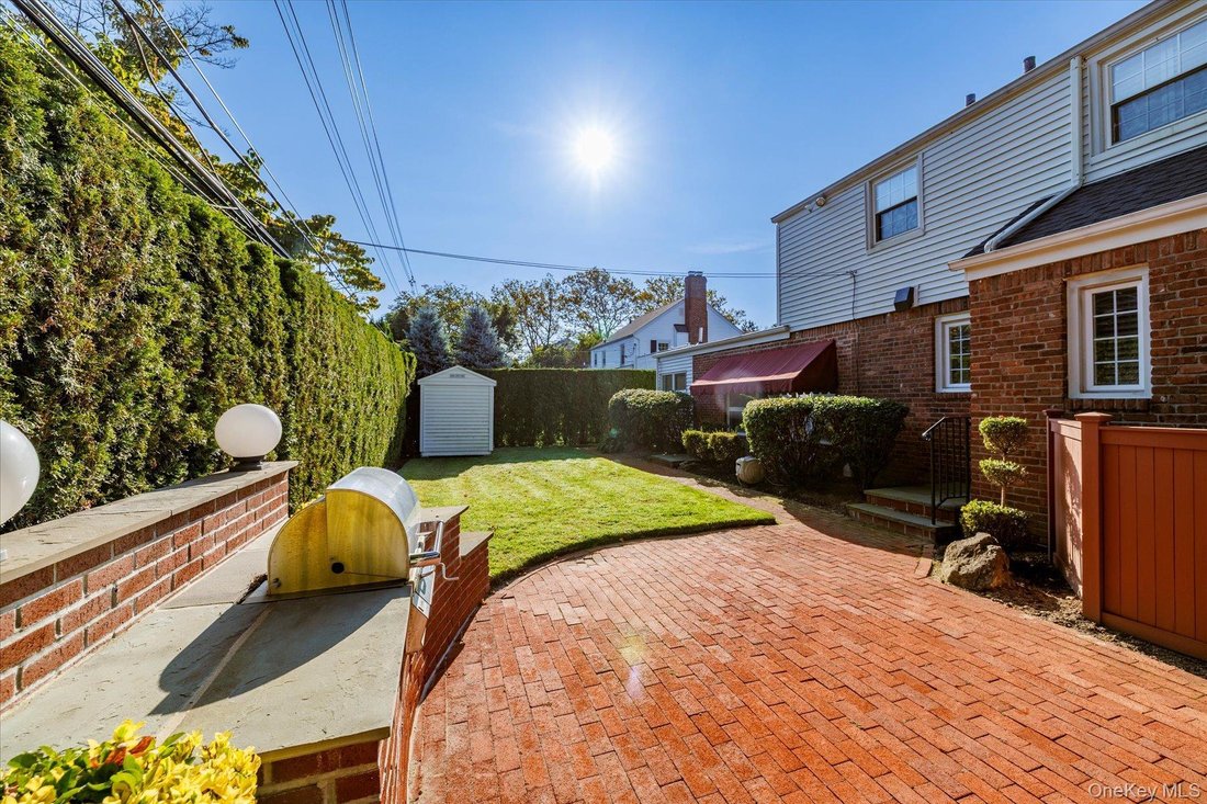 25 Atkinson Road, In Rockville Centre, New York, Vereinigte Staaten Zu ...