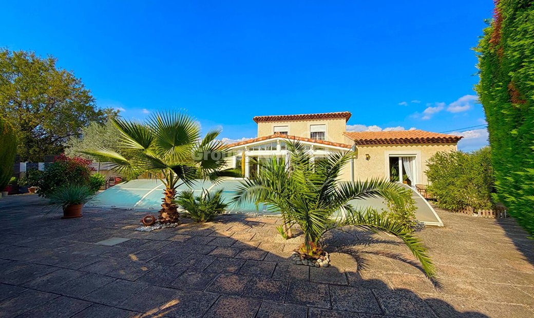 Exceptional Villa With Garden, In Gardanne, Provence Alpes Côte D'azur ...