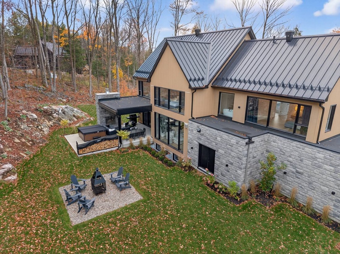 Exceptional Residence In The Sought After Chelsea En Chelsea, Quebec ...
