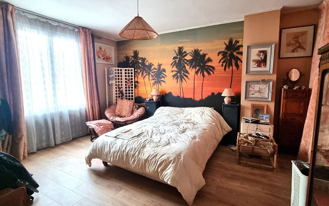 4 Bedroom House ** 170 M² With 190 M² Usable In Houilles, île De France ...